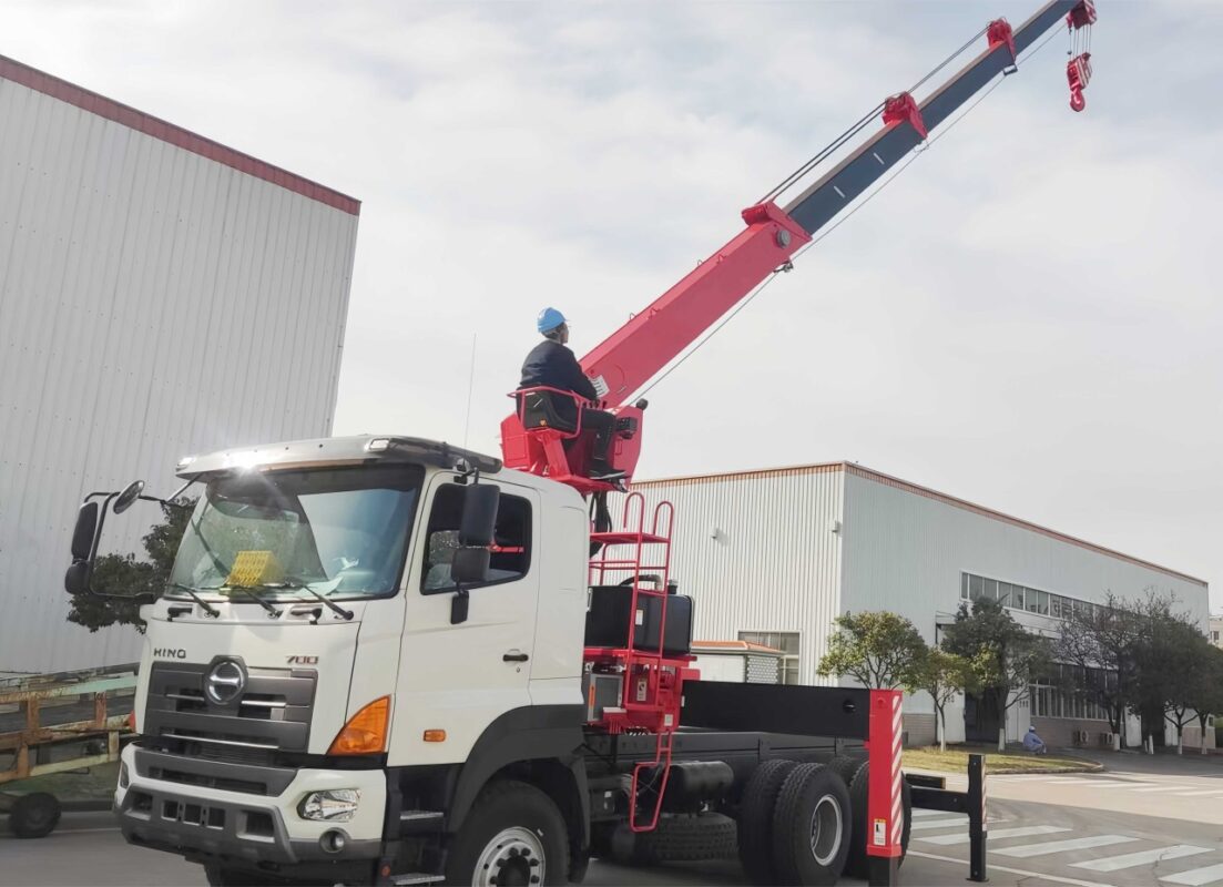 HINO 10 Ton Truck Telescopic Crane Tow Crane