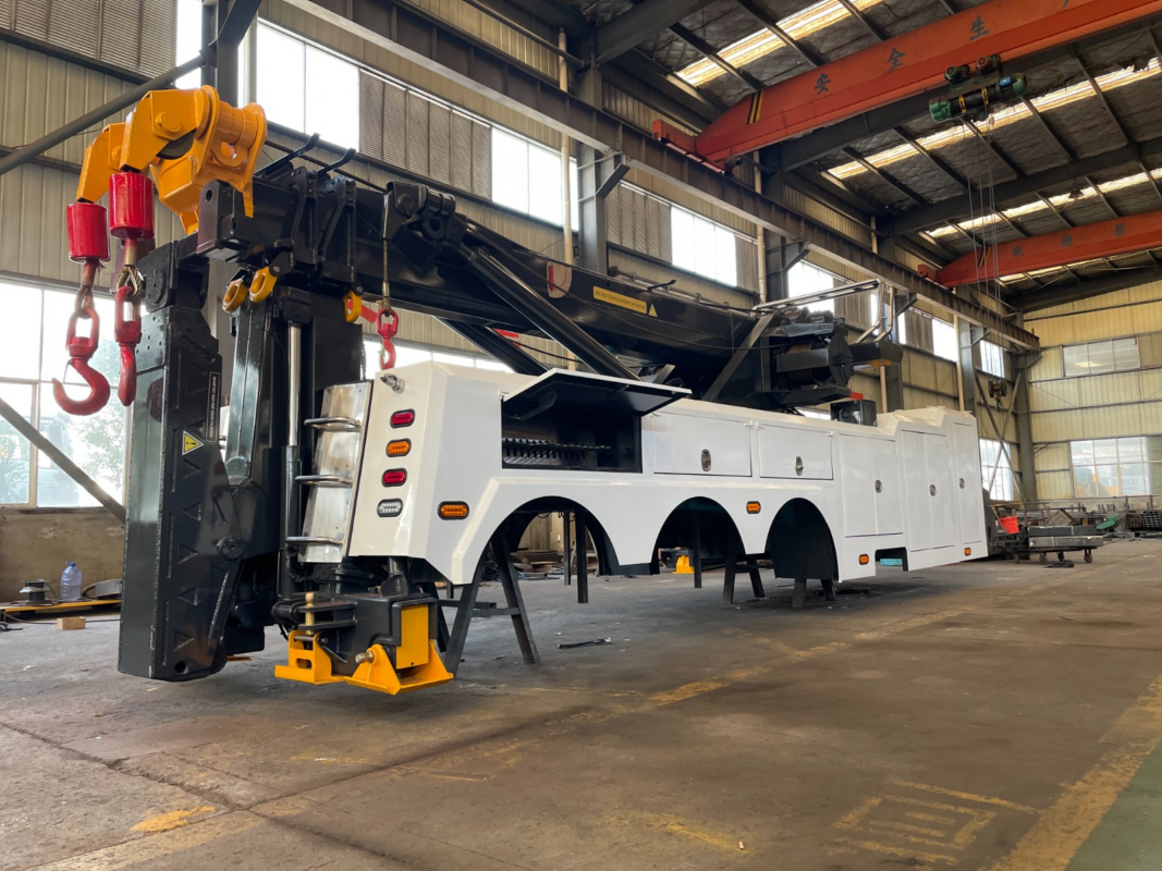 ISUZU 50Ton Rotator Tow Truck Tow Crane